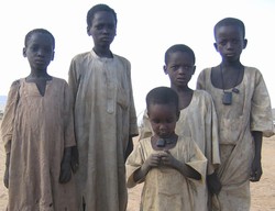 [Chad] Children in Goz Beida village for displaced Chadians. [Date ...