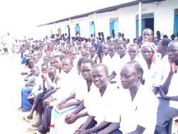 [Sudan] Pupils waiting for the Unity State Minister of Education at ...