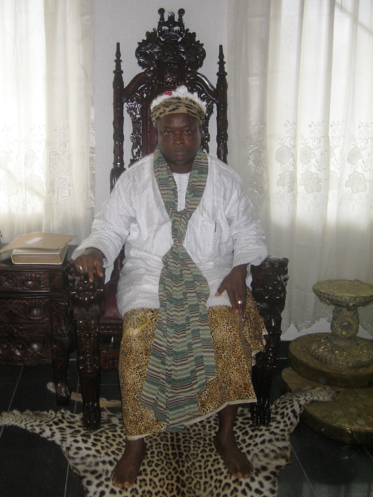 The paramount chief of Bakassi, Etinyin Etim Okon Edet. | The New ...