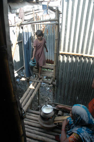 The New Humanitarian | Slums in crisis