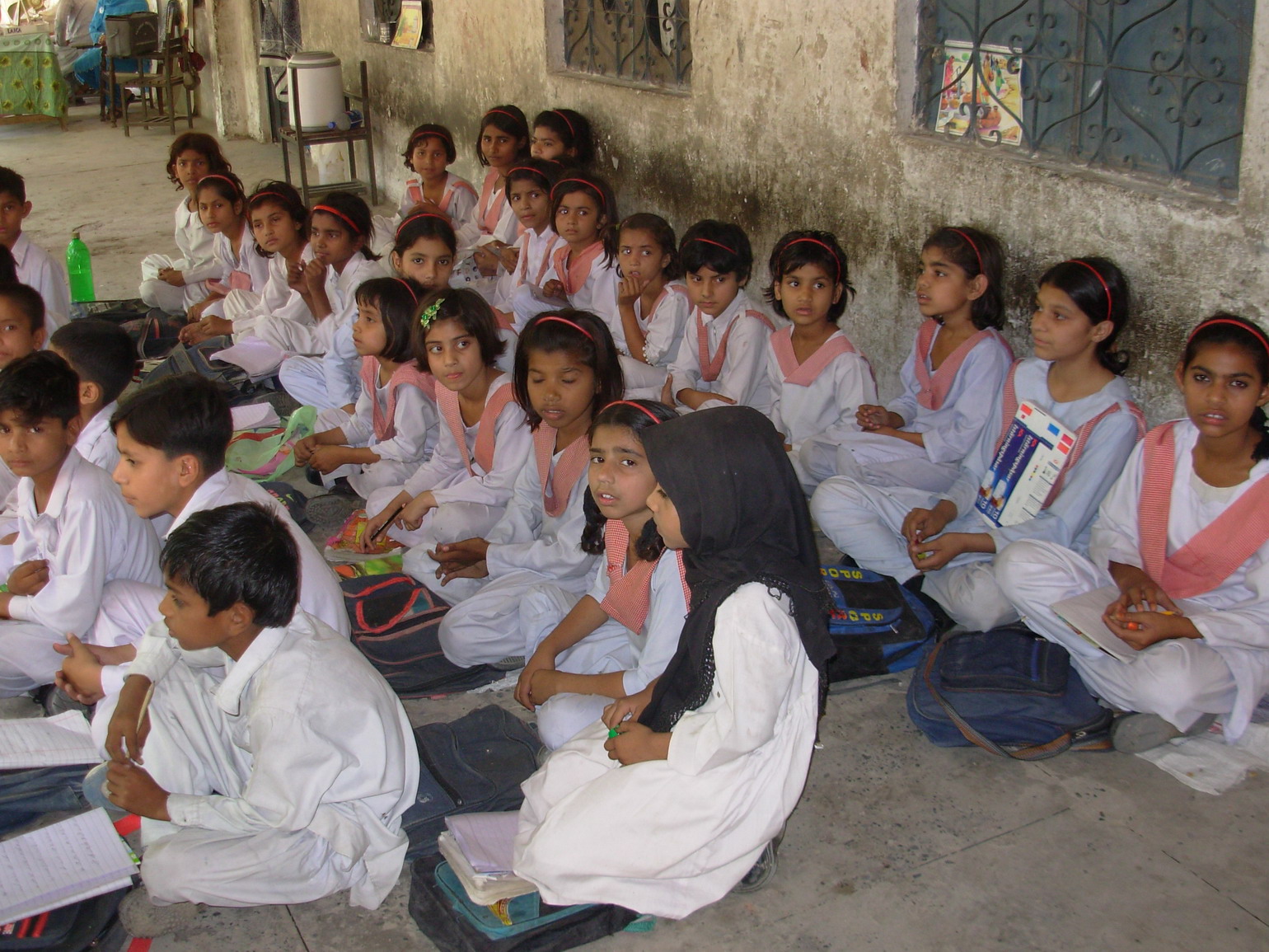 The New Humanitarian | School collapse underscores risks from ...