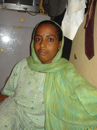 Efto Ali said she was beaten by smugglers when she crossed the Gulf of ...