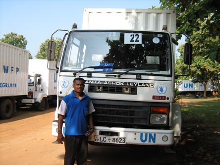The New Humanitarian | Fourth WFP convoy travels to Tiger-held areas