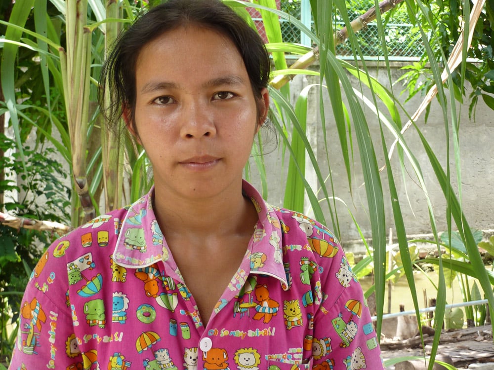 Injured protestor from Koh Kong: Yi Kunthear was beaten by sugar ...