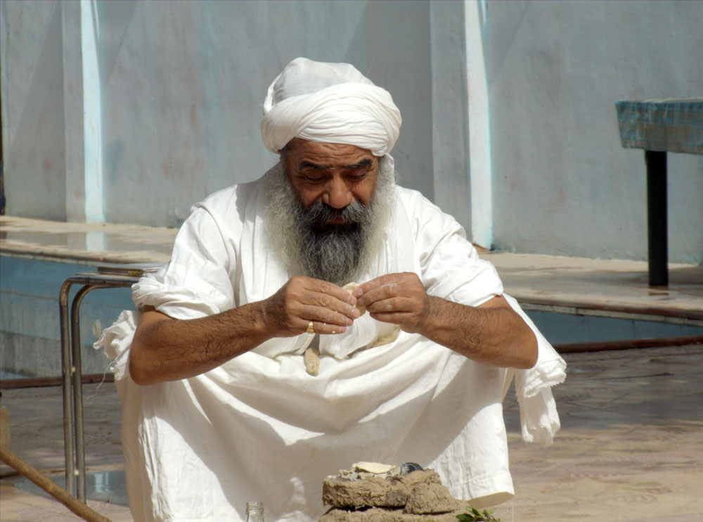 The New Humanitarian | Precarious existence of Iraqi Mandaean community