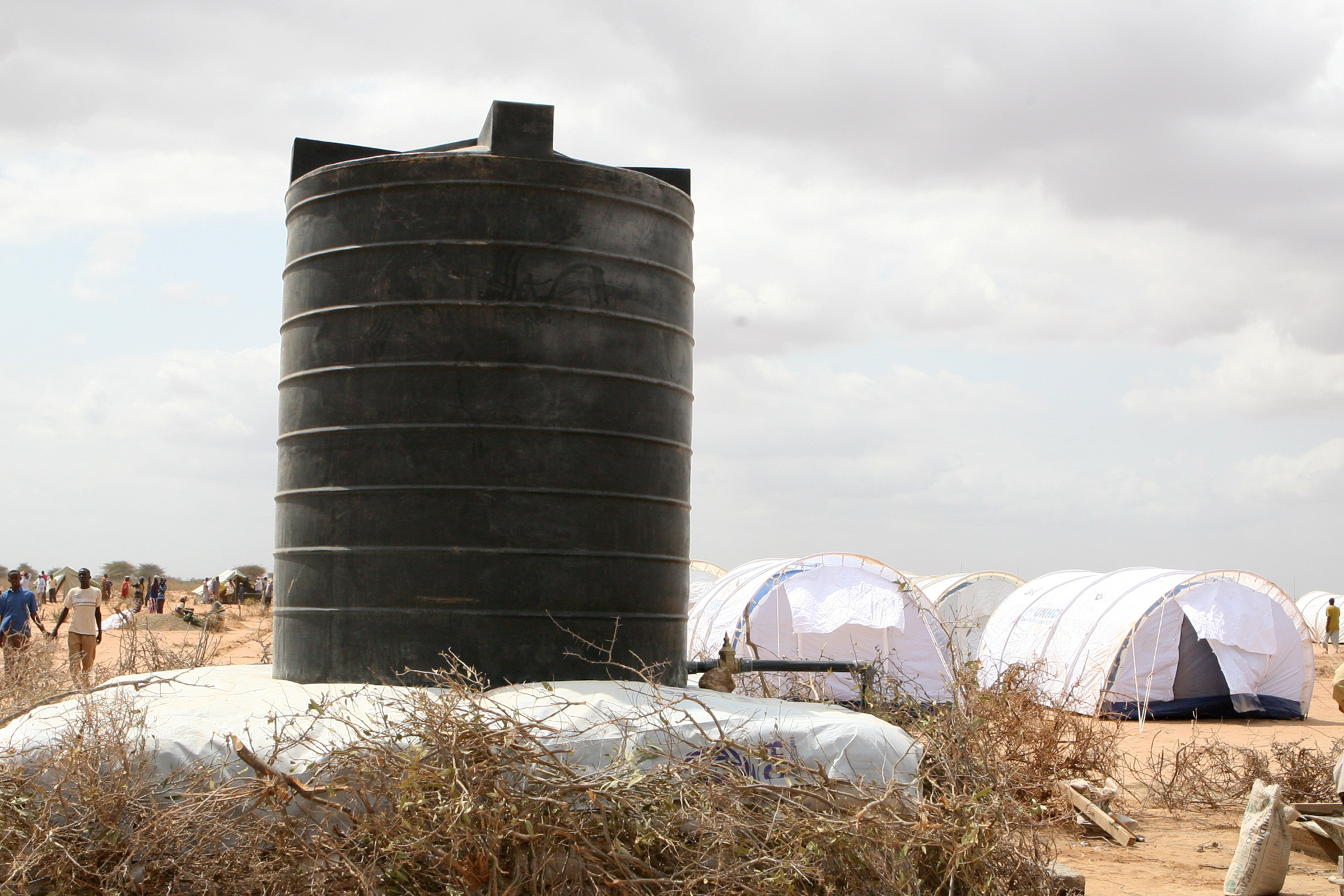A newly installed water tank at Ifo extension camp, Dadaab, eastern ...