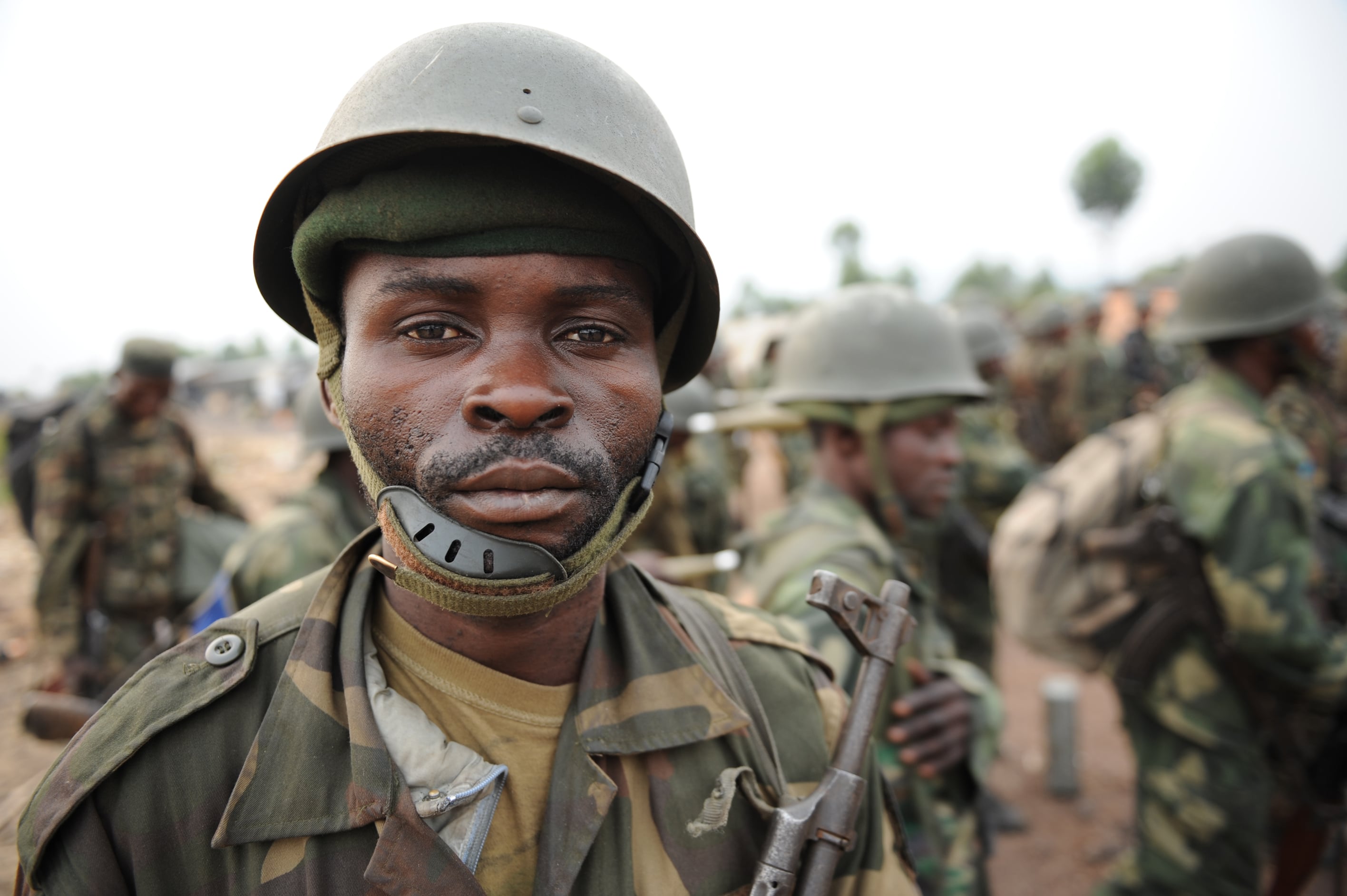 An FARDC soldier on the Kanyaruchinya frontline on the outskirts of the ...