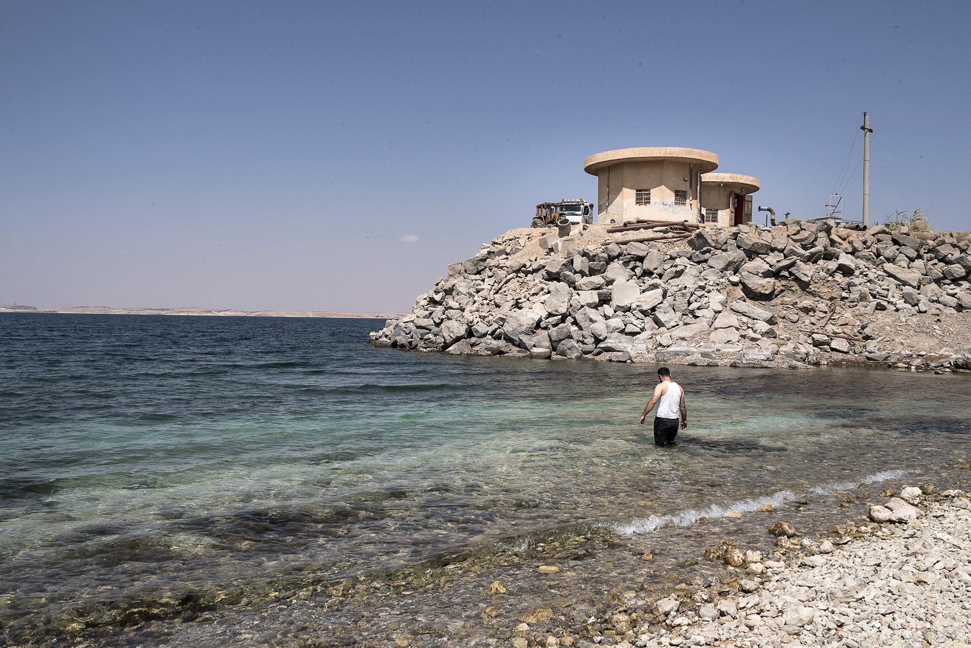 syria-water-shortage-swimming.jpg | The New Humanitarian